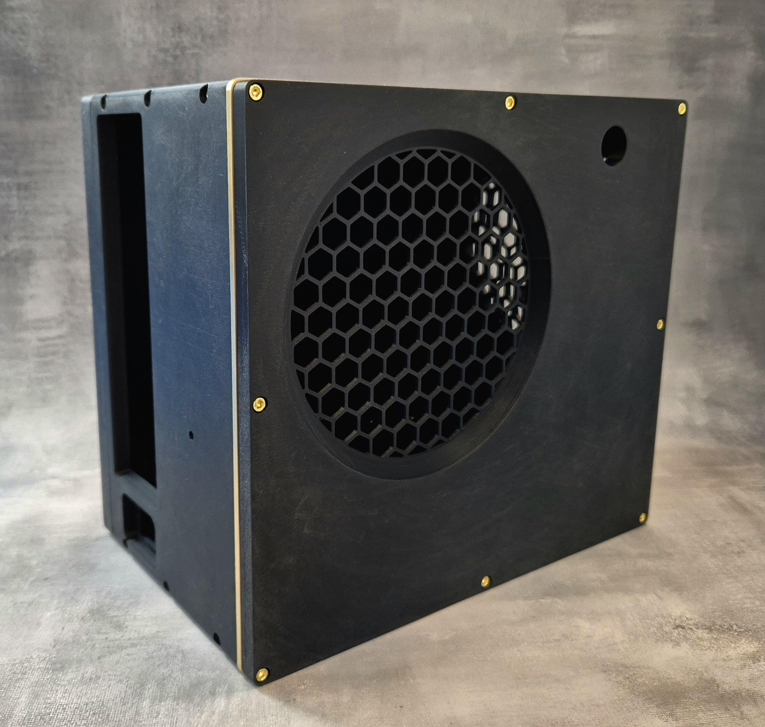 Theca One : APU Mini ITX PC Case (6.4L) - Etsy