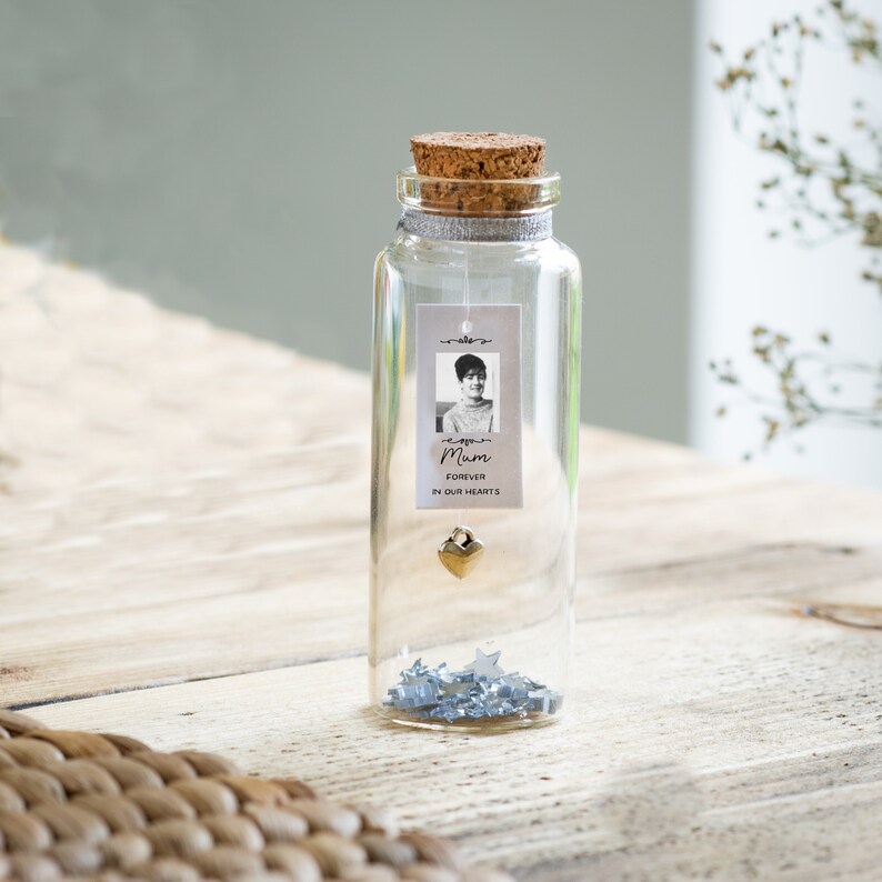 In Memory of Mum - Keepsake Bottle - Memorial Gift - Mini Bottle Size ...