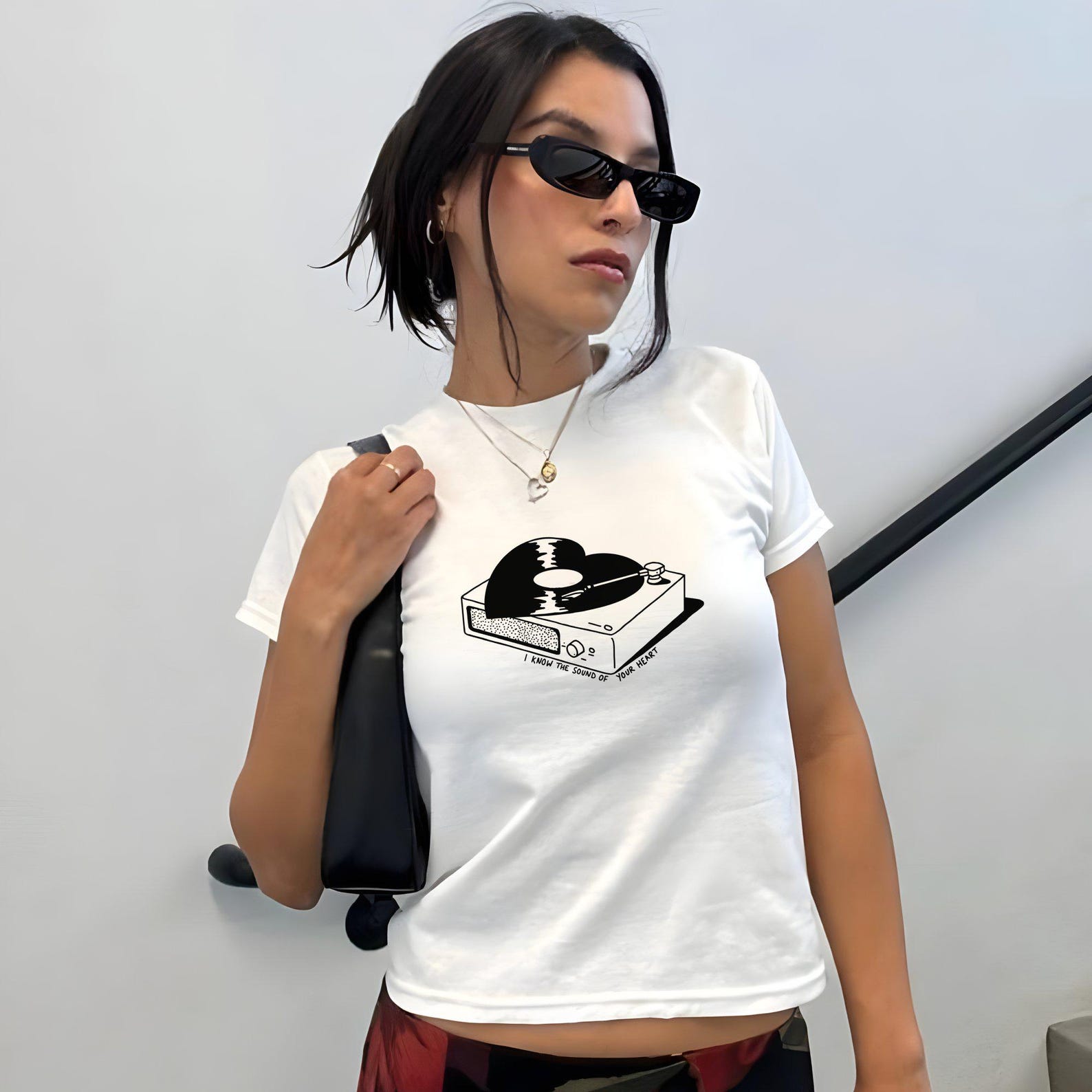 Heart Vinyl Record Player Baby Tee, Y2K Women's Fitted Tee, Retro 90s ...