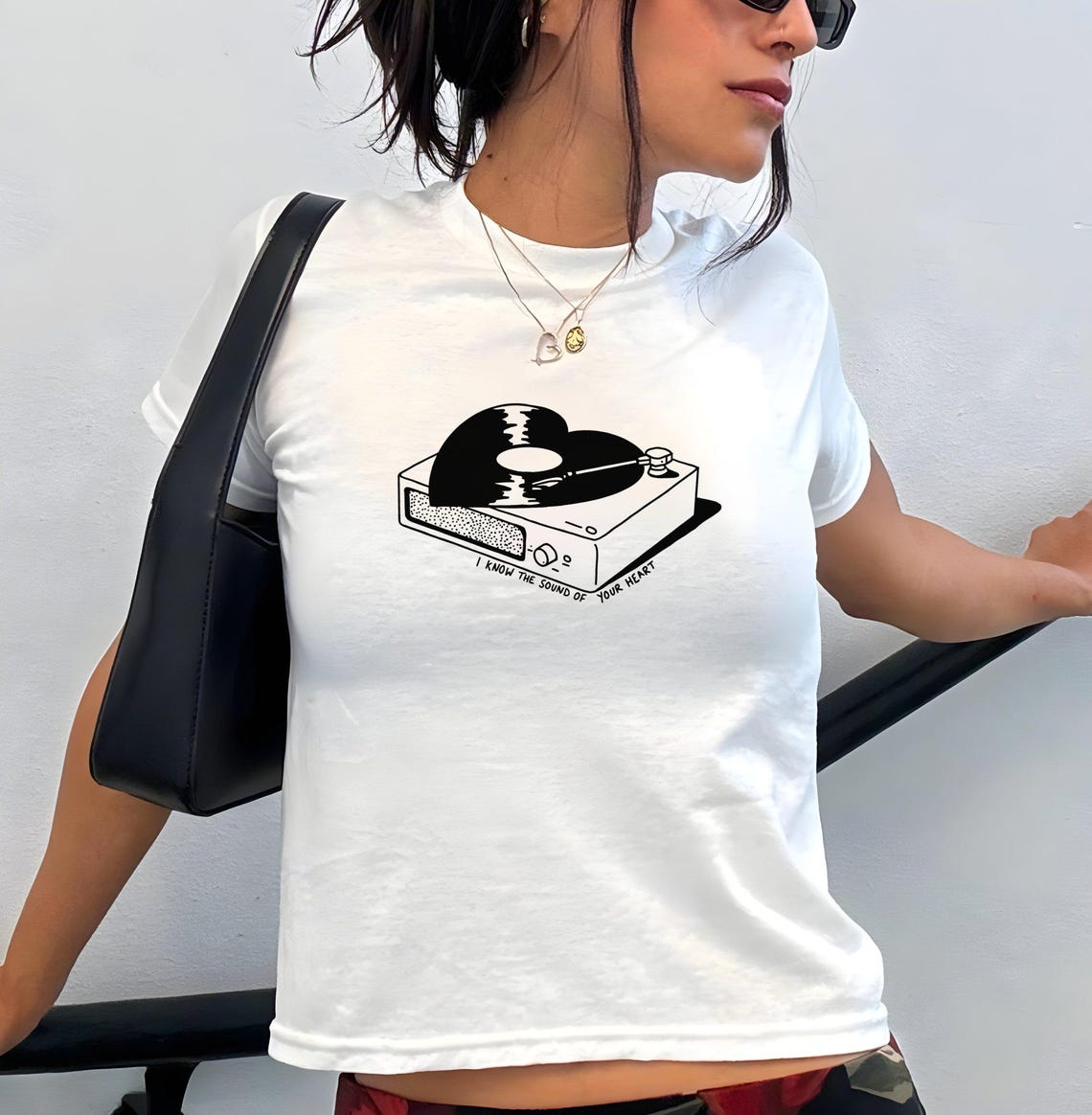 Heart Vinyl Record Player Baby Tee, Y2K Women's Fitted Tee, Retro 90s ...