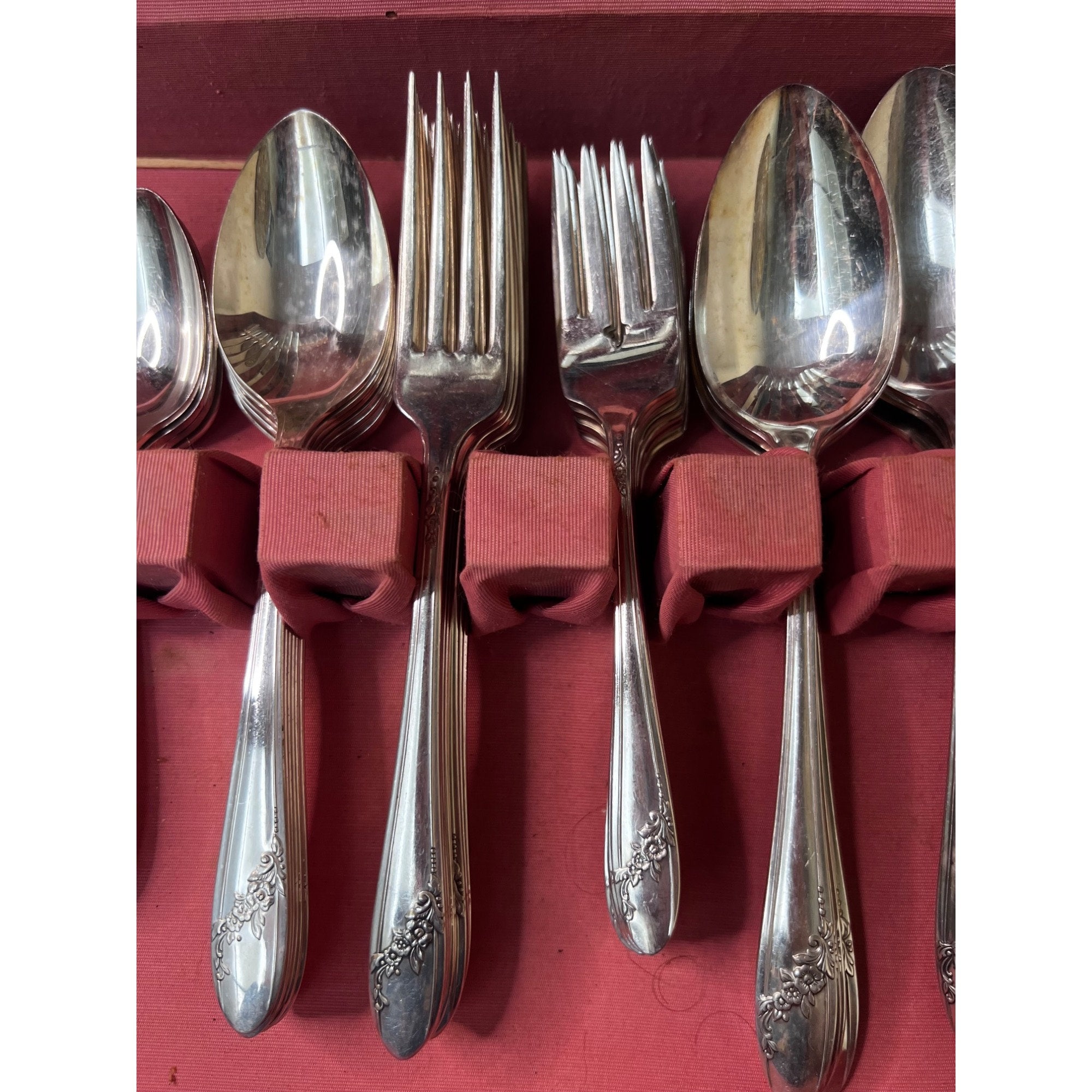 Tudor Plate Oneida Community Queen Bess 1948 Silverplate Set of 50 Pcs ...