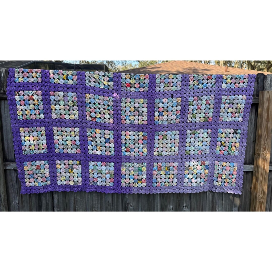 Vintage Handmade Yo-yo Quilt Blanket Multicolor Patchwork Design Cozy ...