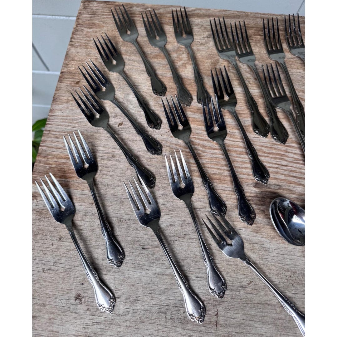 Wm A Rogers Deluxe Stainless Bourbon Oneida Flatware 70 Pc Lot - Etsy