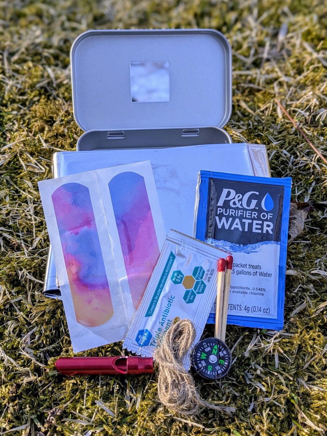 Tiny Wilderness Survival Kit - Etsy