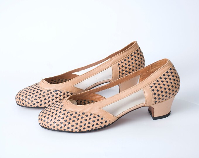 Size 8.5 Hand Woven Shoes Tan Black Summer Dead Stock Vintage - Etsy