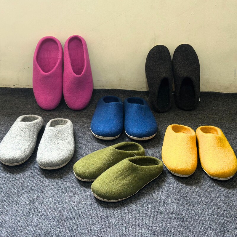 Wool Felt Unisex Slippers - Etsy