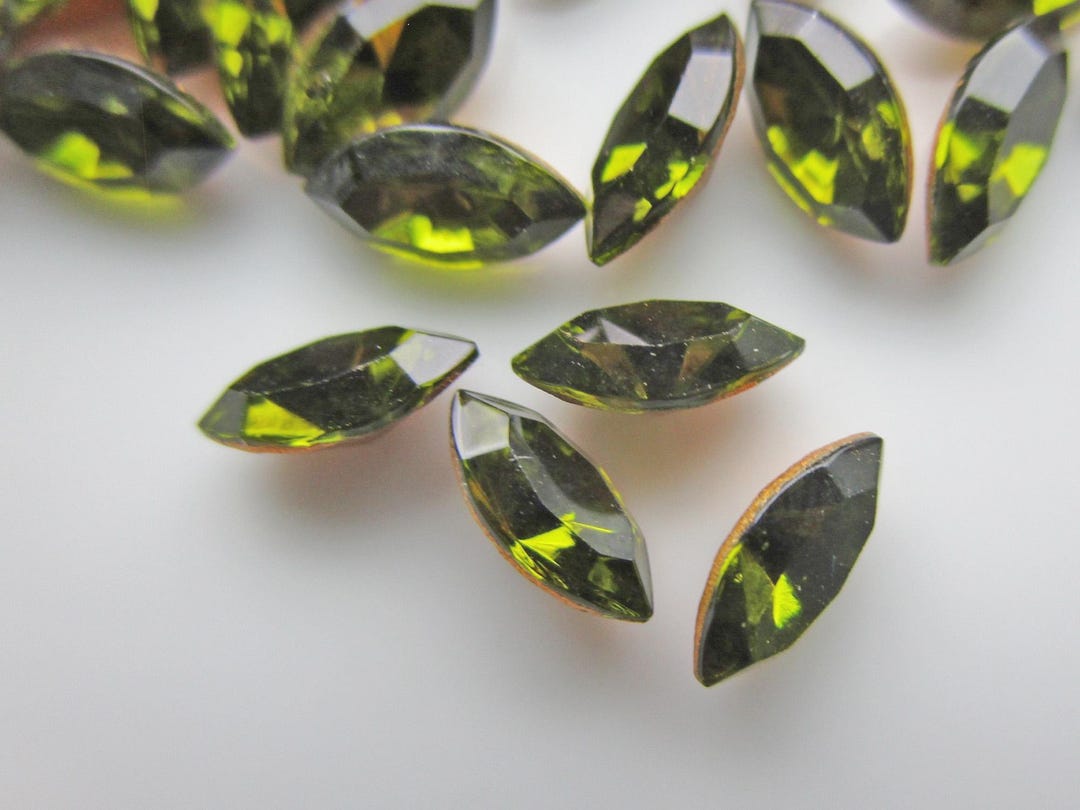 48 Vintage Olive Green Crystal Rhinestones: 8mm Navette - Etsy