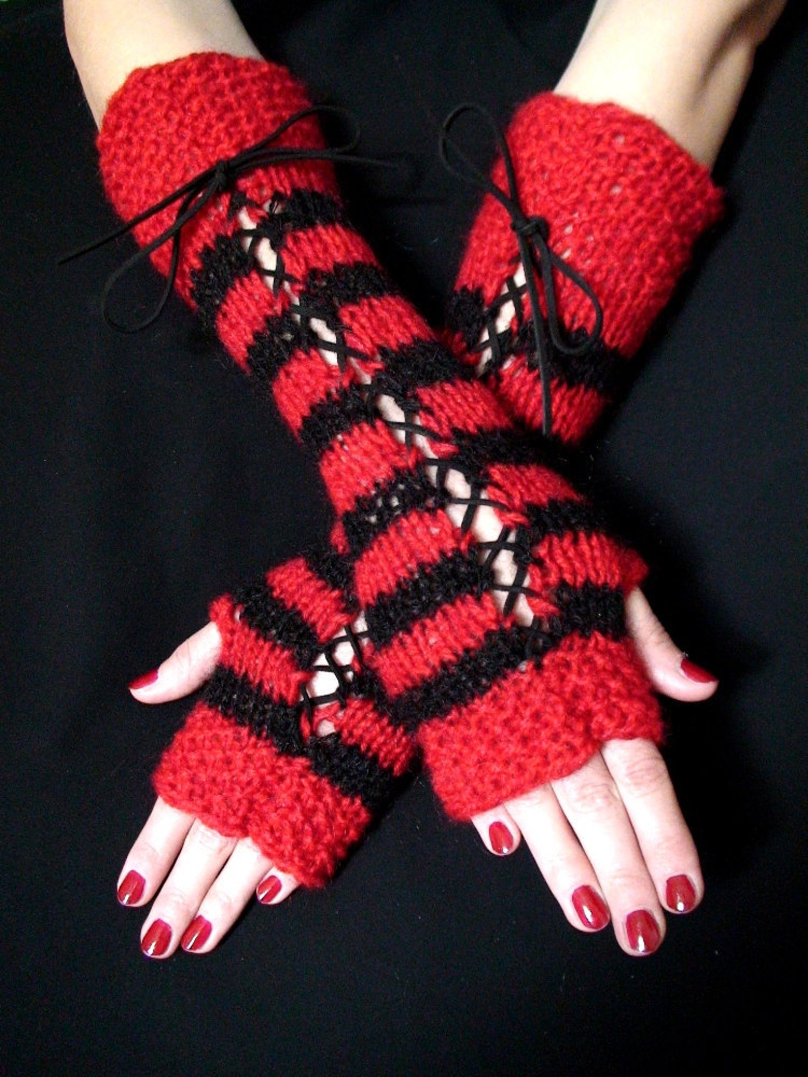 Woolen Fingerless Gloves Corset in Red and Black Striped With - Etsy
