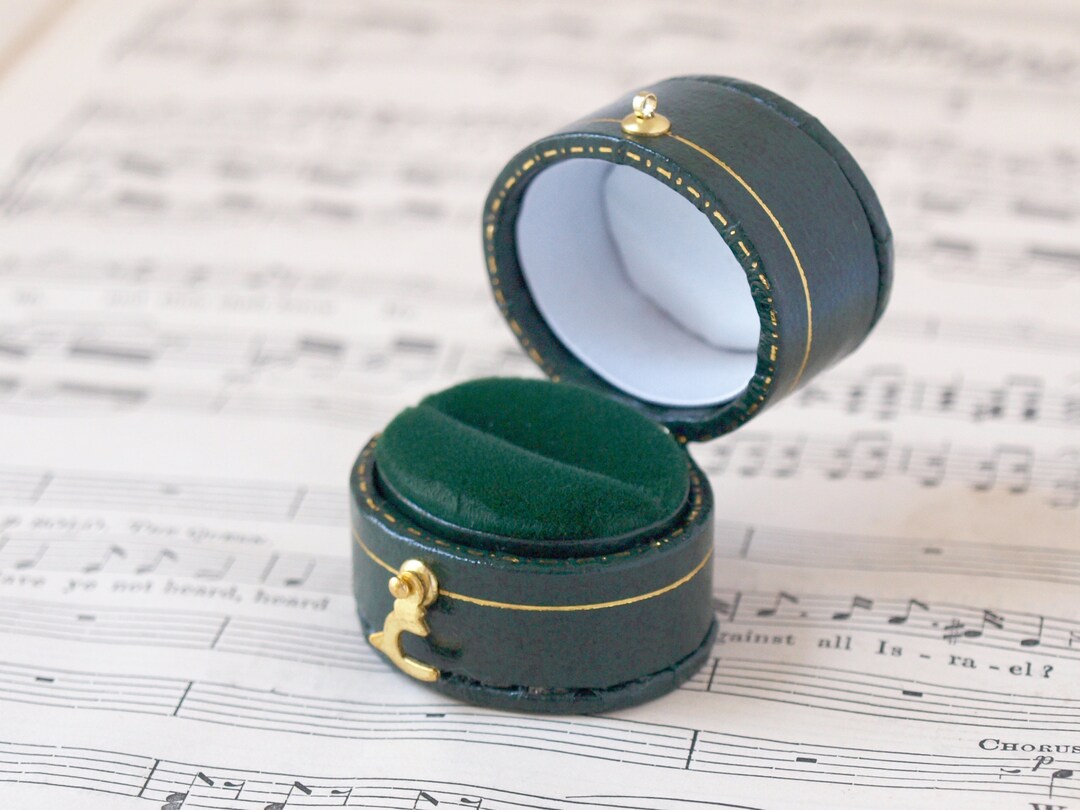 Elegant Green and Gold Ring Box, Luxurious Antique Style Oval Ring Gift ...