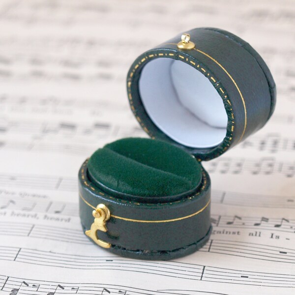 Antique Ring Box - Etsy