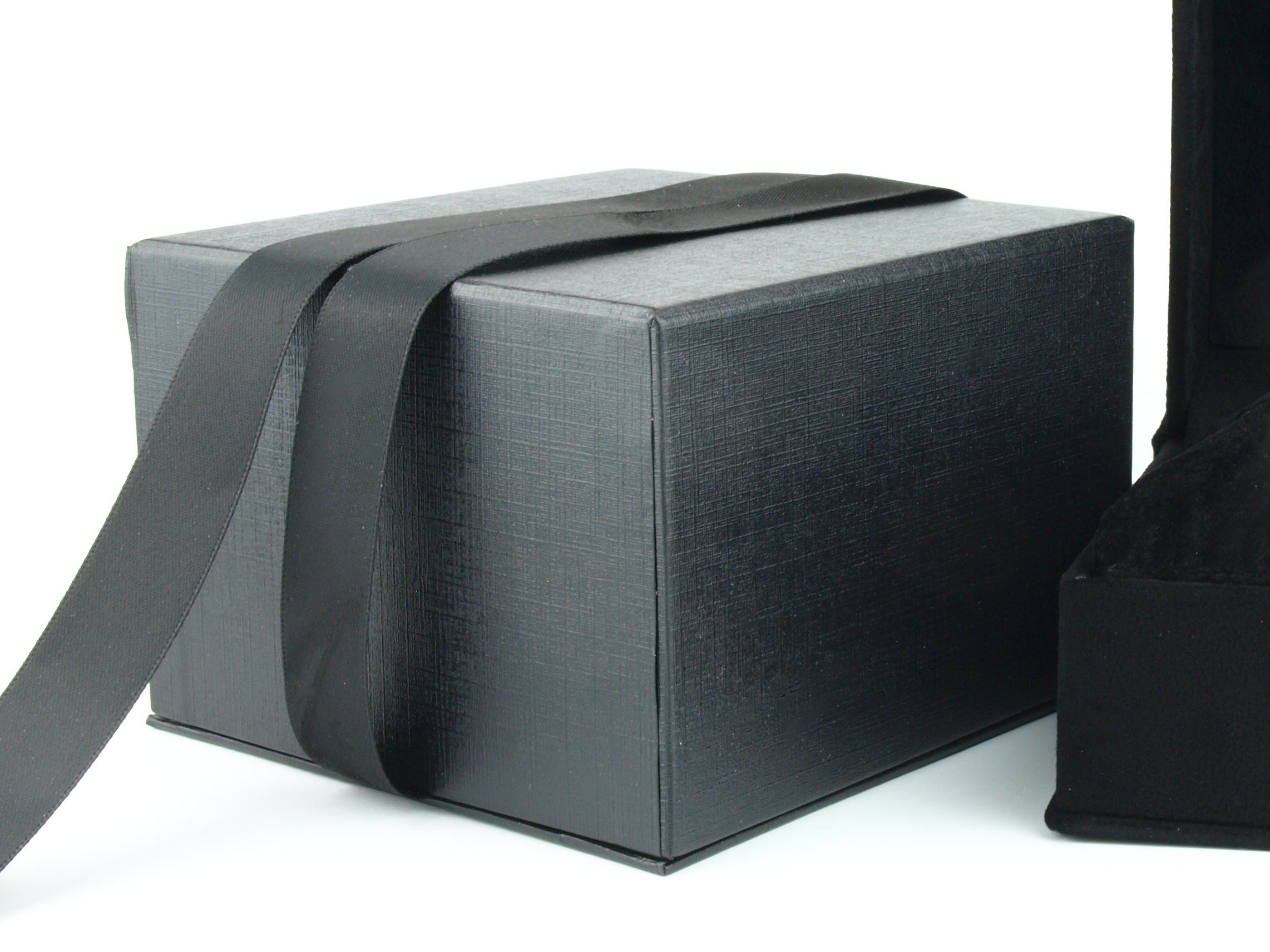 Luxury Black Velvet Watch Box, Collar Watch or Bracelet Gift Box With ...