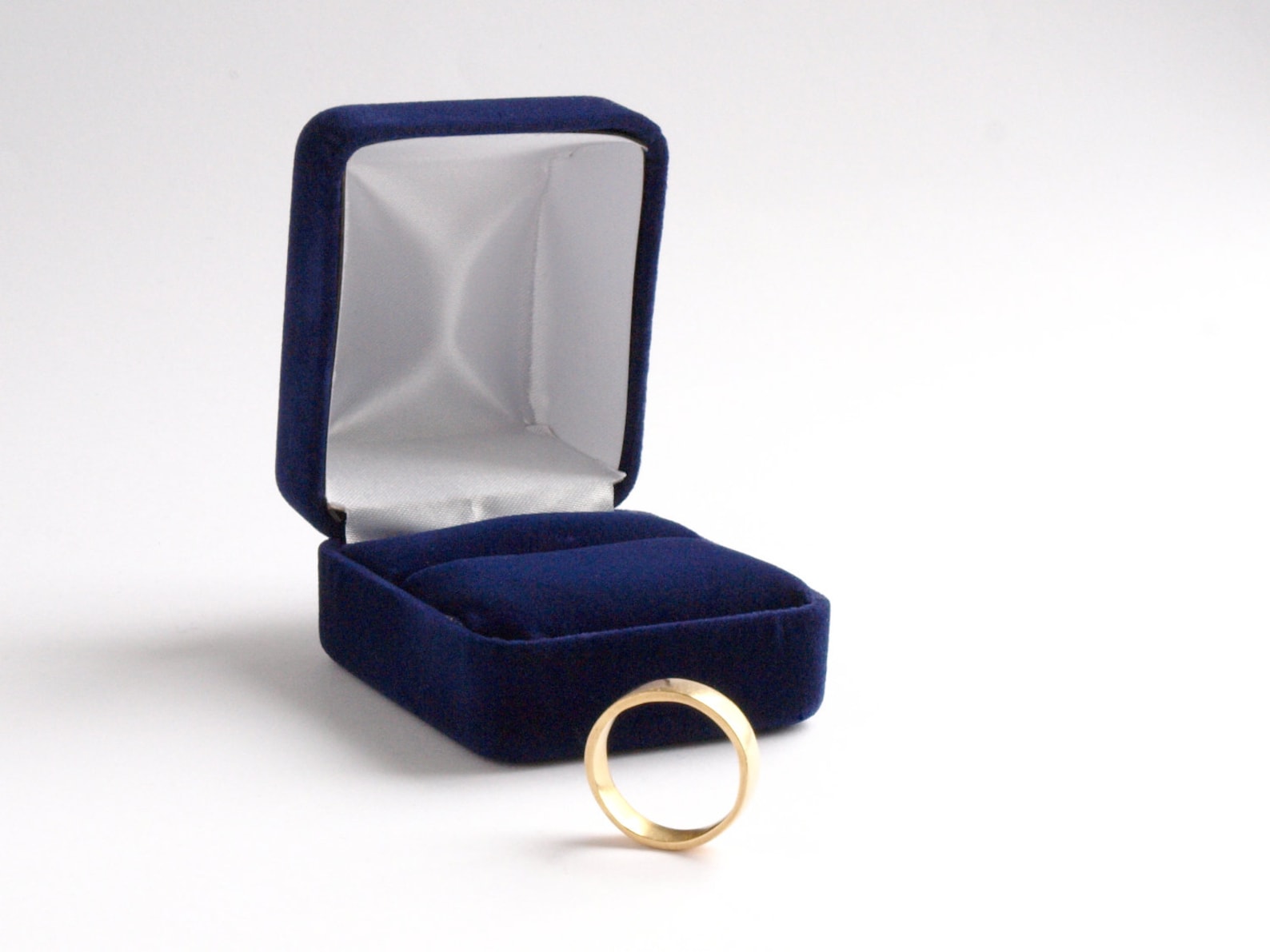 Blue Velvet Ring Box for Weddings Royal Blue Engagement Ring | Etsy