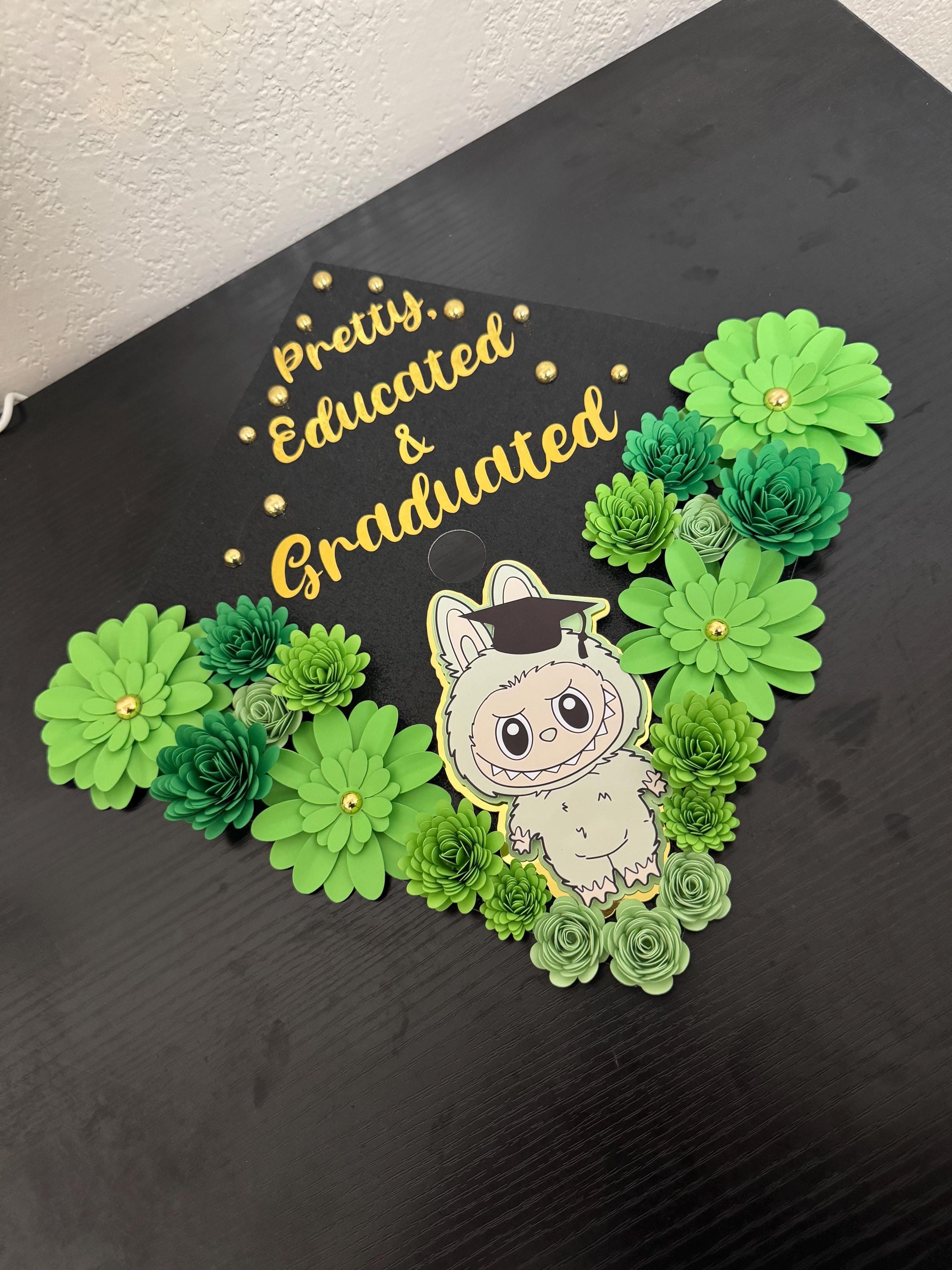 Green Labubu Graduation Cap Topper, Labubu Verde Birrete De Graduación ...