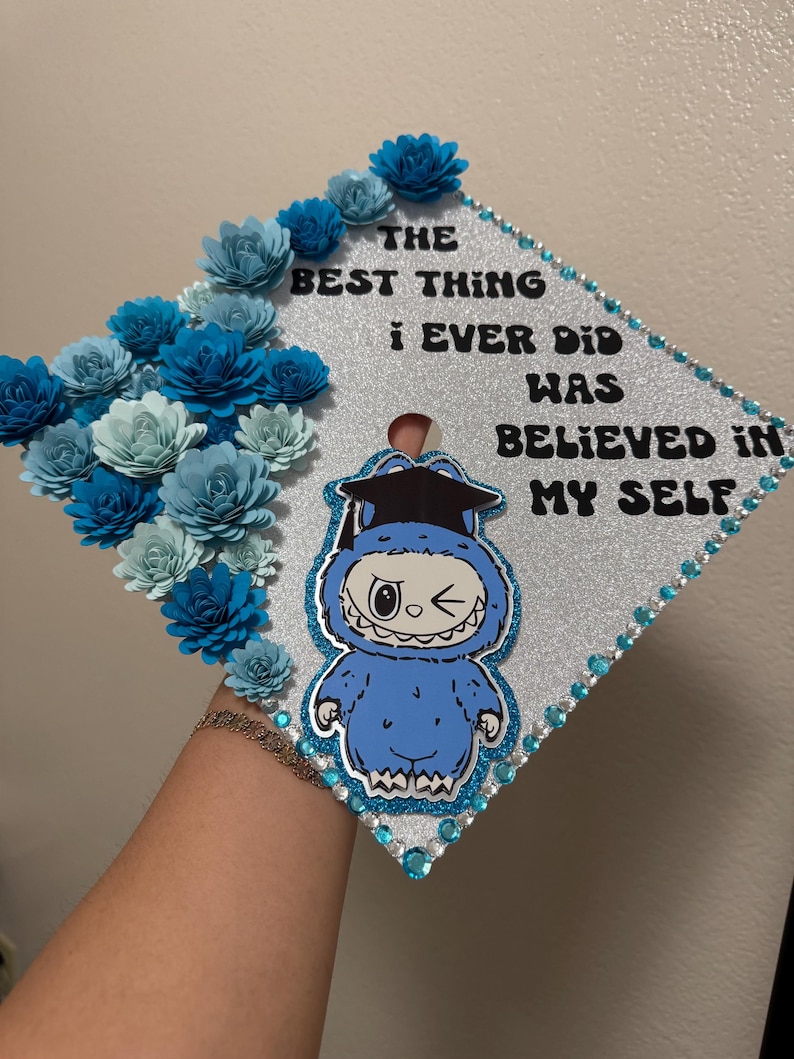 Labubu Graduation Cap Topper, Labubu Birrete De Graduación, 3D Topper ...