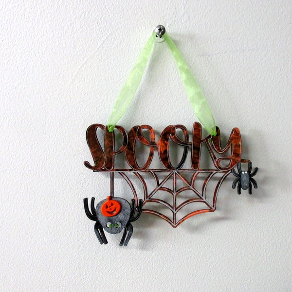 Spooky Spiders Sign - Etsy