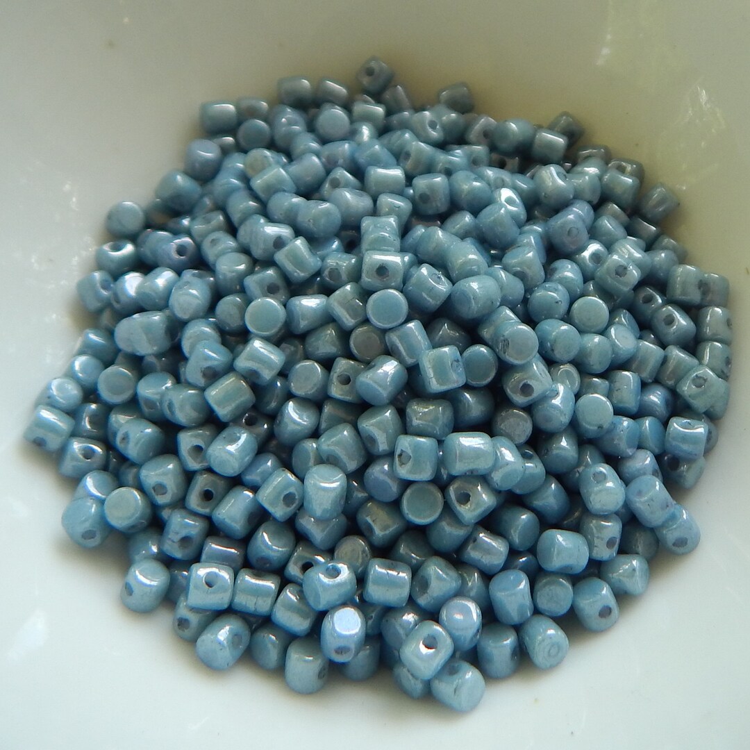 5 Grams - Minos® Par Puca® Paris Opaque Blue Ceramic Look - Czech Glass ...