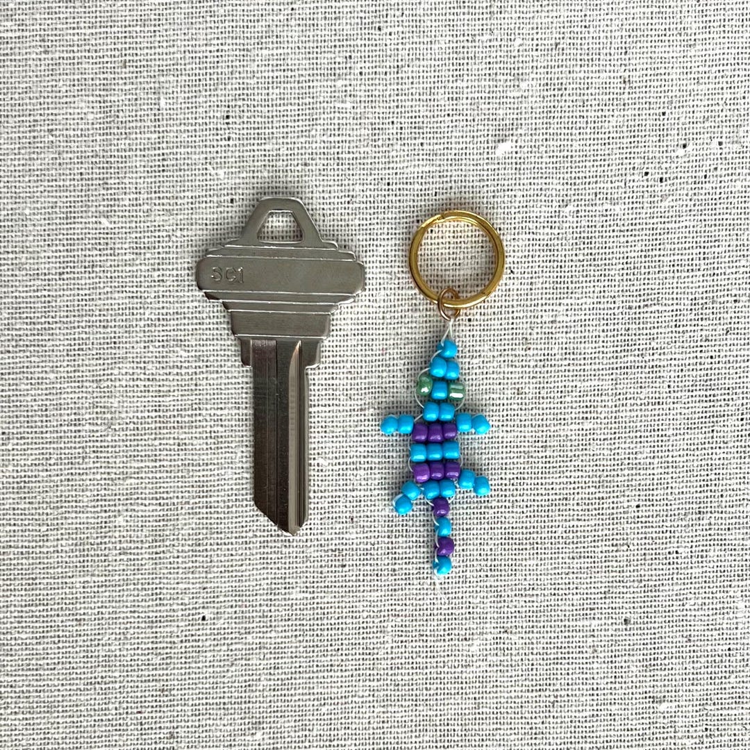 Teeny Tiny Lizard Bead Pet Keychain | Lizard Bead Buddy | Lizard Bead ...