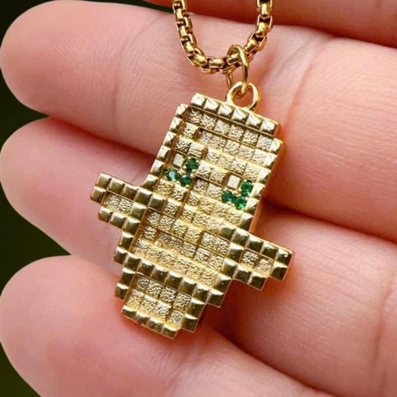PREMIUM Totem of Undying Necklace – Minek .raft Inspired Pixel Pendant ...