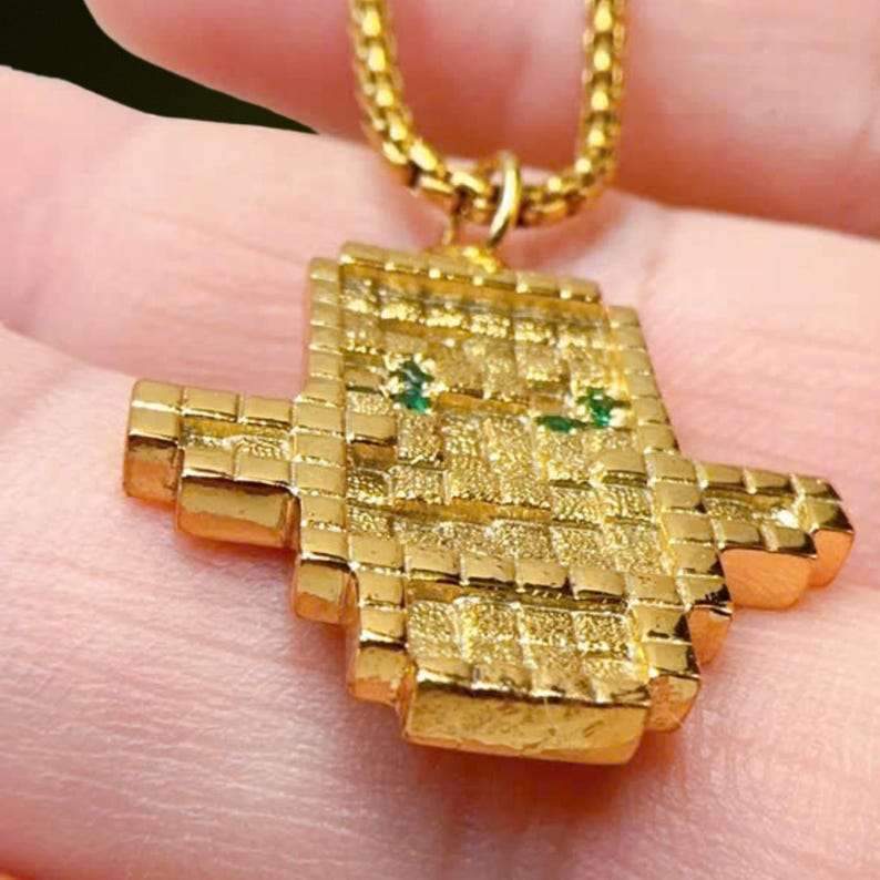 PREMIUM Totem of Undying Necklace – Minek .raft Inspired Pixel Pendant ...