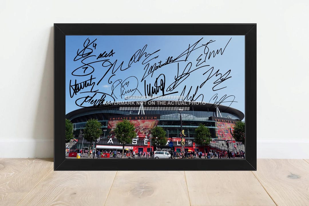 2025 Squad Signed Arsenal Autograph Print Photo Framed Option Emirates ...