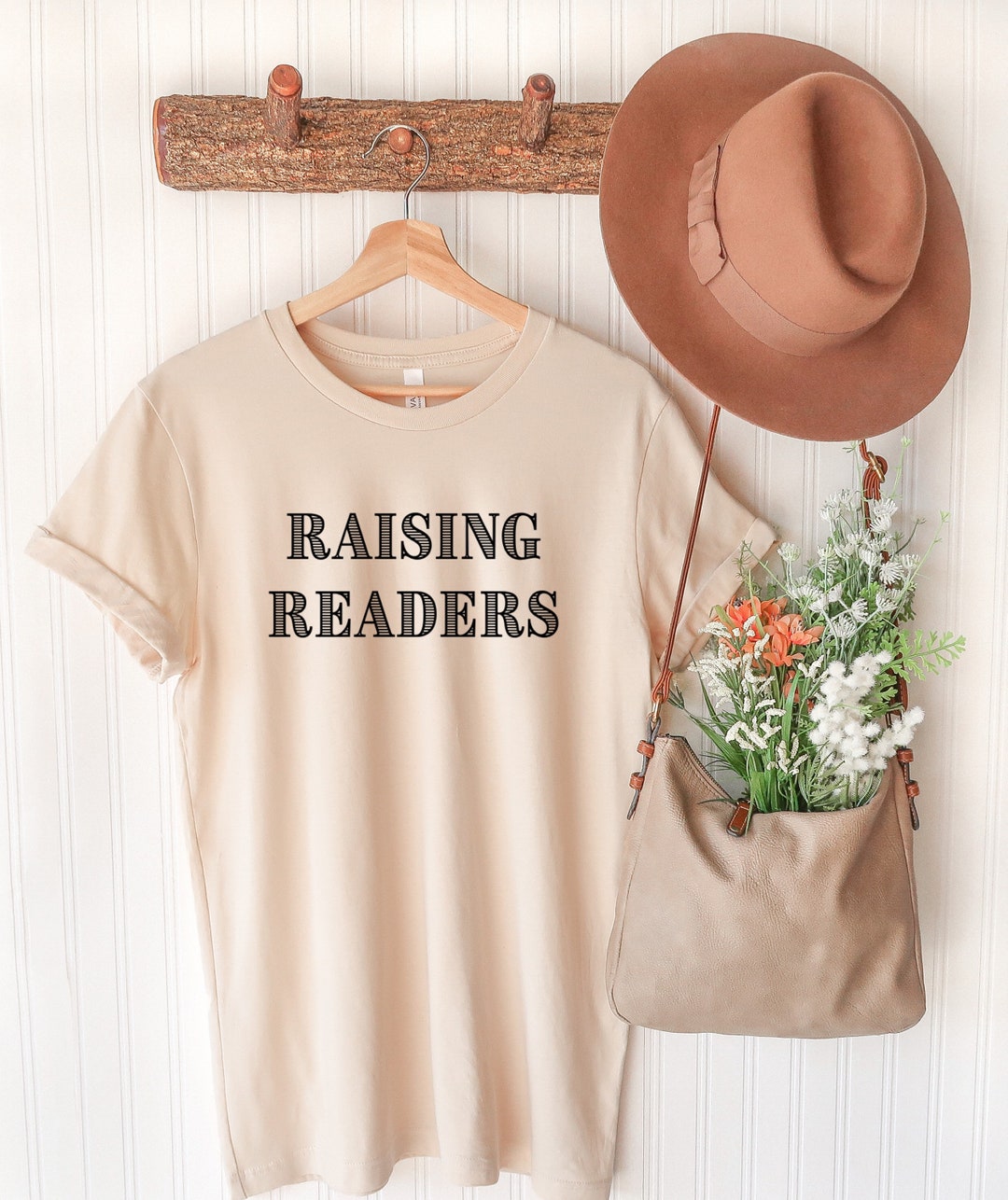 Raising Readers Tee / Homeschool Mom T-shirt / Homeschool /library - Etsy