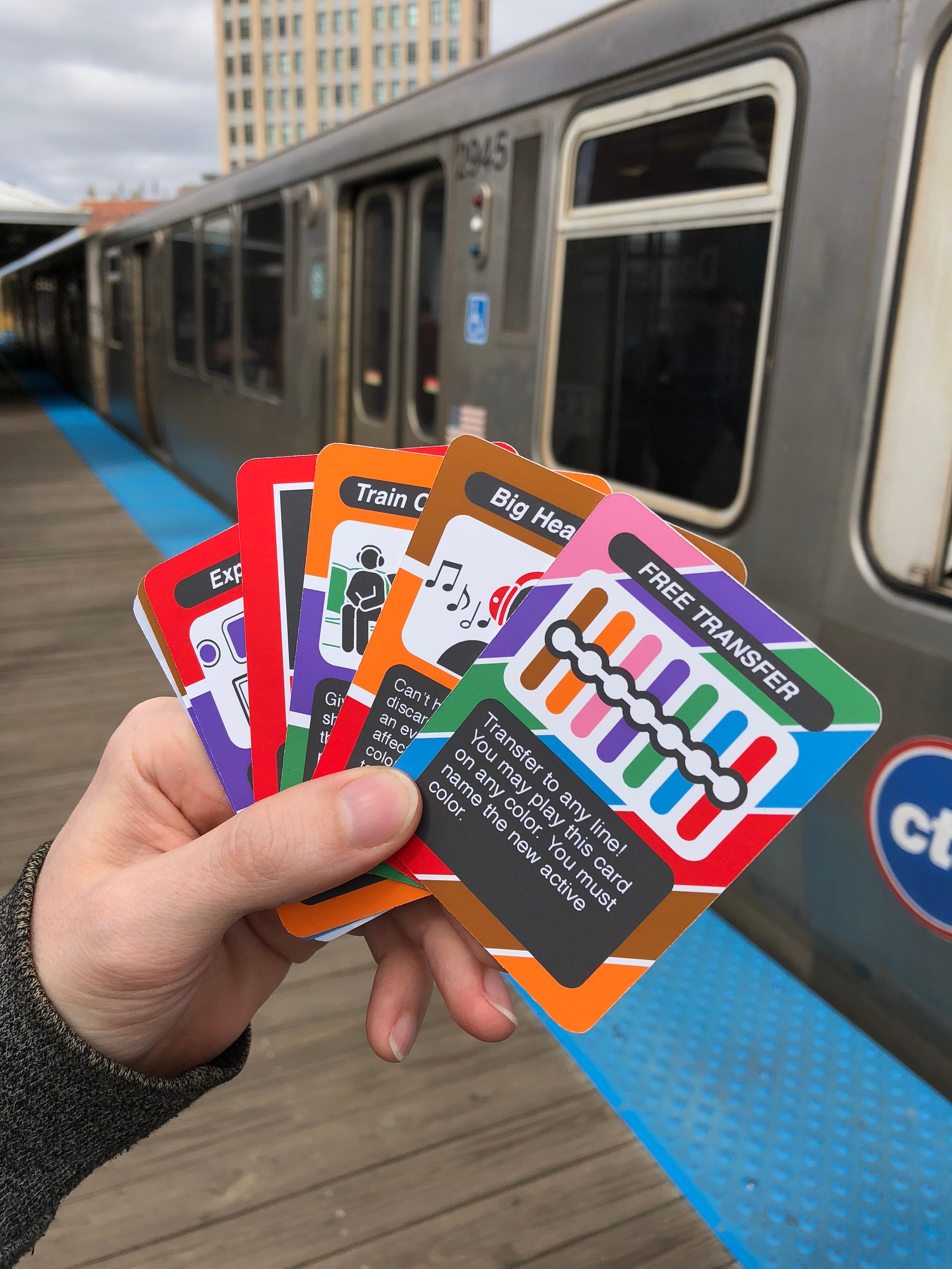 LOOP: the Elevated Card Game - Easy to Learn and Fast Playing ...
