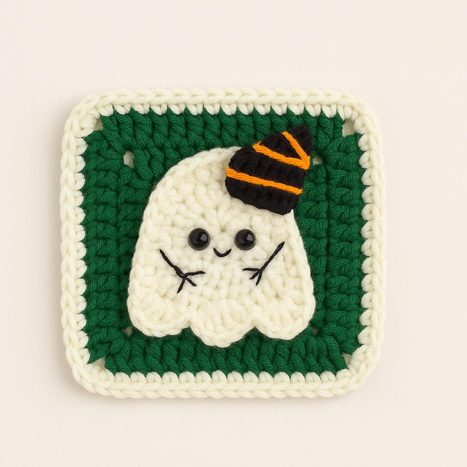 Crochet Ghost Granny Square Pattern, Easy Crochet Halloween Pattern ...