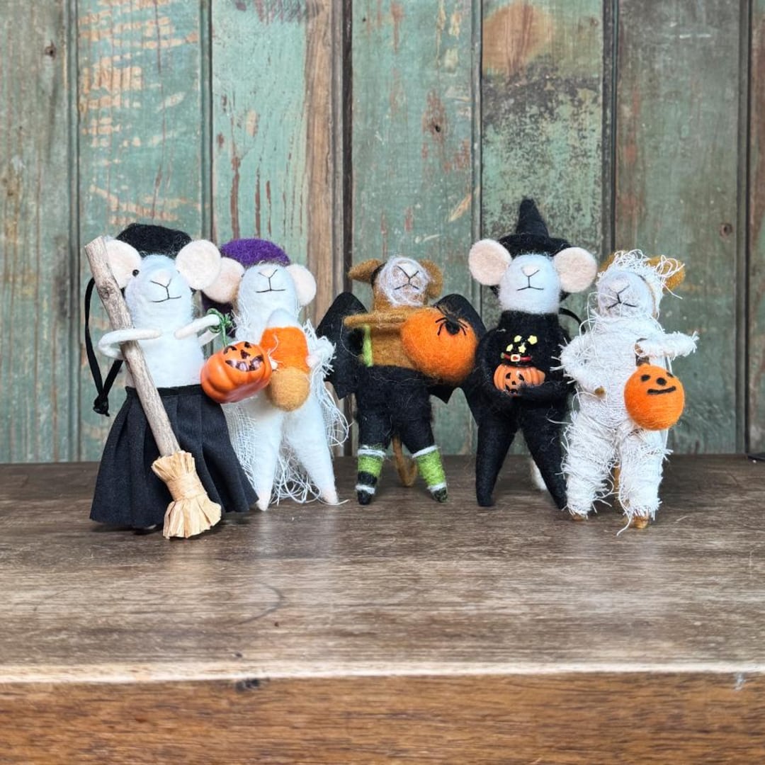 Spooky Mice Halloween Ornaments | Halloween Décor| Felted Wool Mouse ...