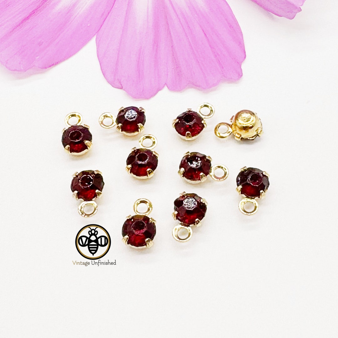 18 Garnet Red Swarovski 4mm Vintage Crystal Drop Charms - One Loop ...