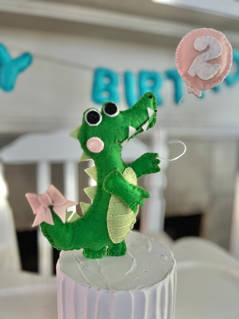 Alligator Topper Holding Balloon for First Birthday New Orleans ...