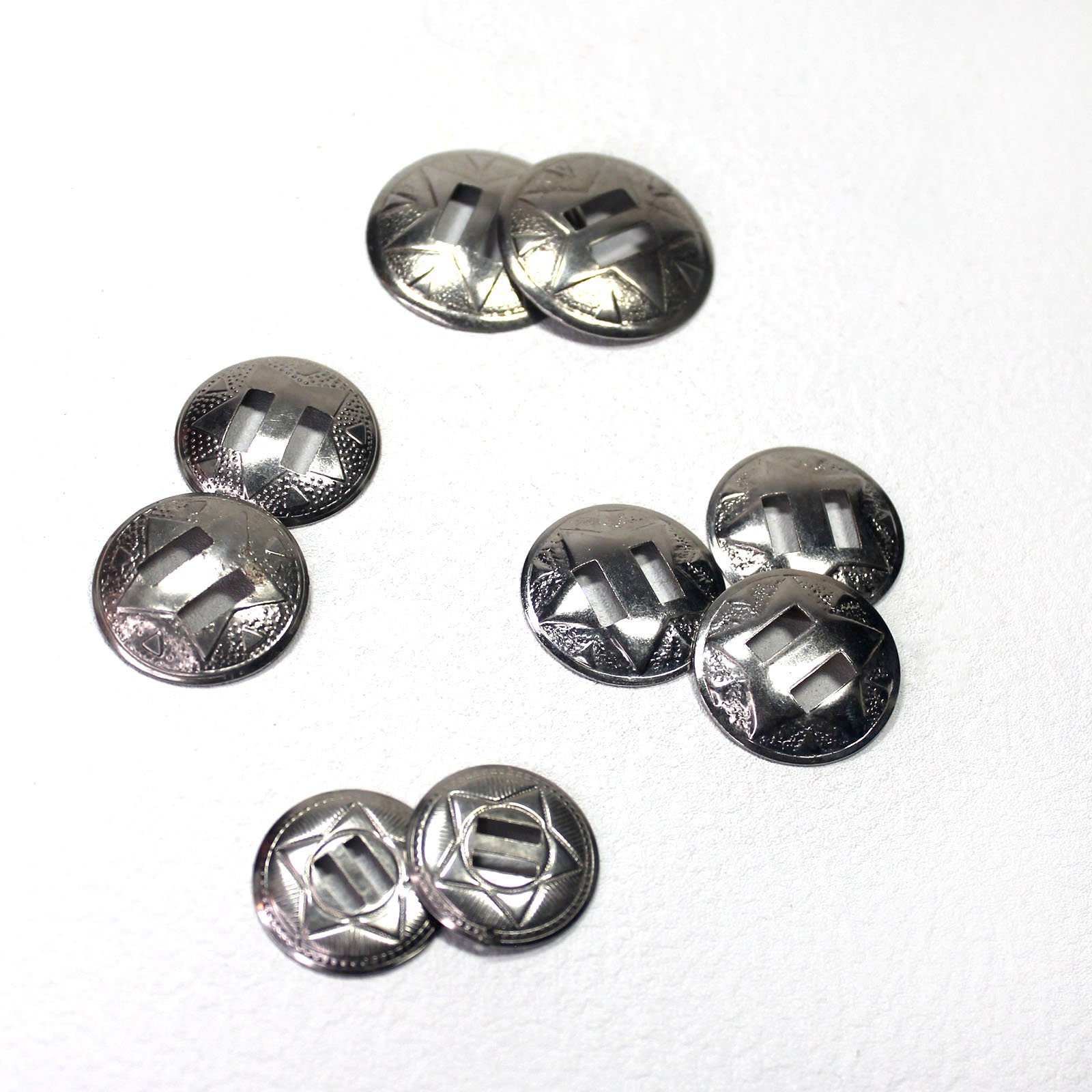 Vintage Conchos Lot of 9 Pieces Silver-tone Conchos - Etsy