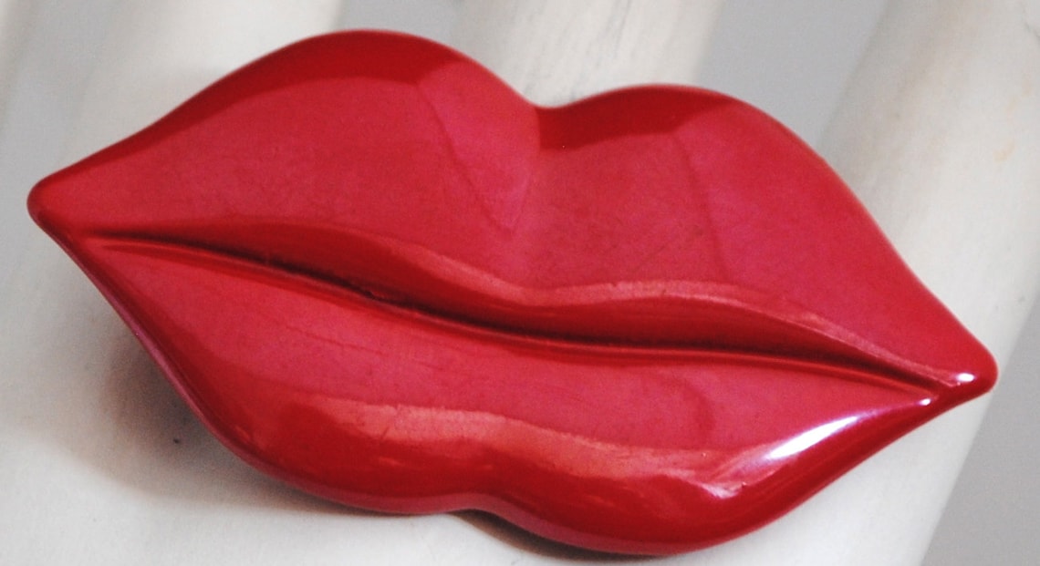 Red Lips Ring Kiss Me Ring Gift for Her Unique Ring Under 25 | Etsy