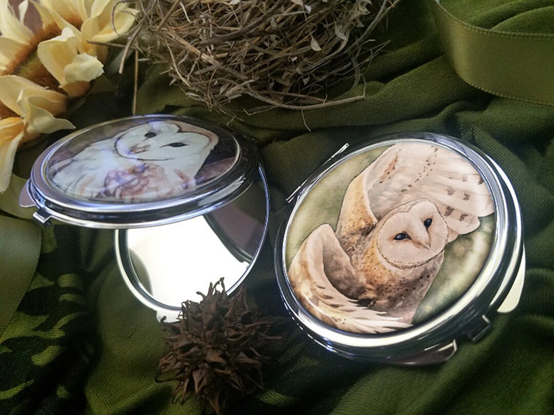 Flying Barn Owl Compact Mirror - Animal Art- Spirit - Clamshell ...