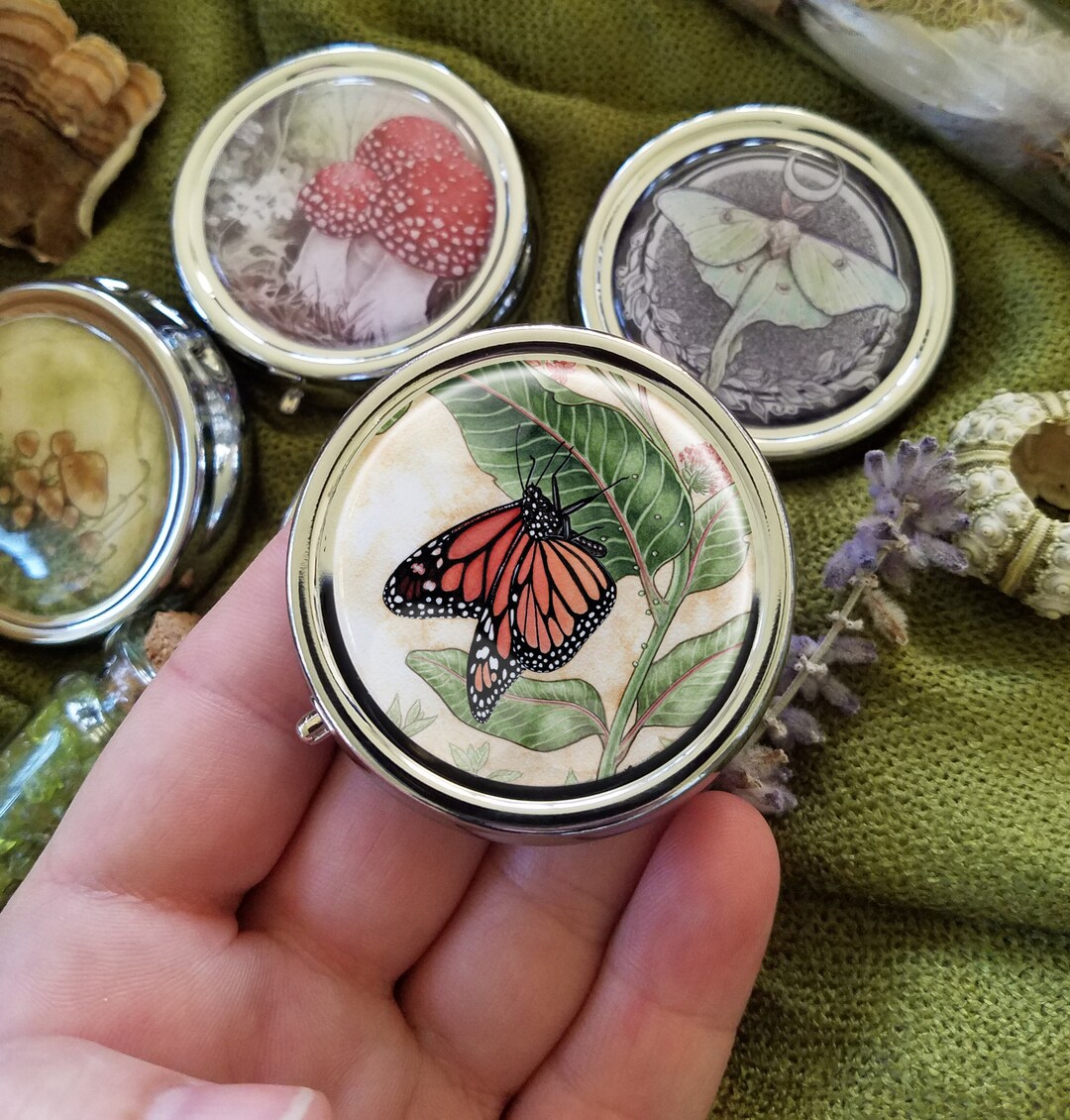 Monarch and Milkweed Pill Box - Case - 3 Compartment - Pocket - Purse ...