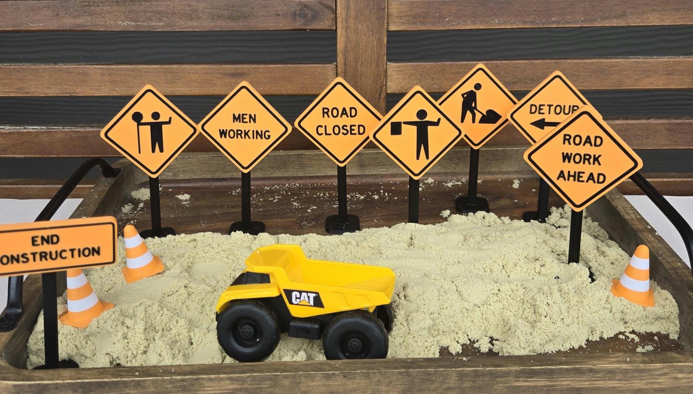 Construction Party Sign Set – 8-pack Road Work Signs for Construction ...