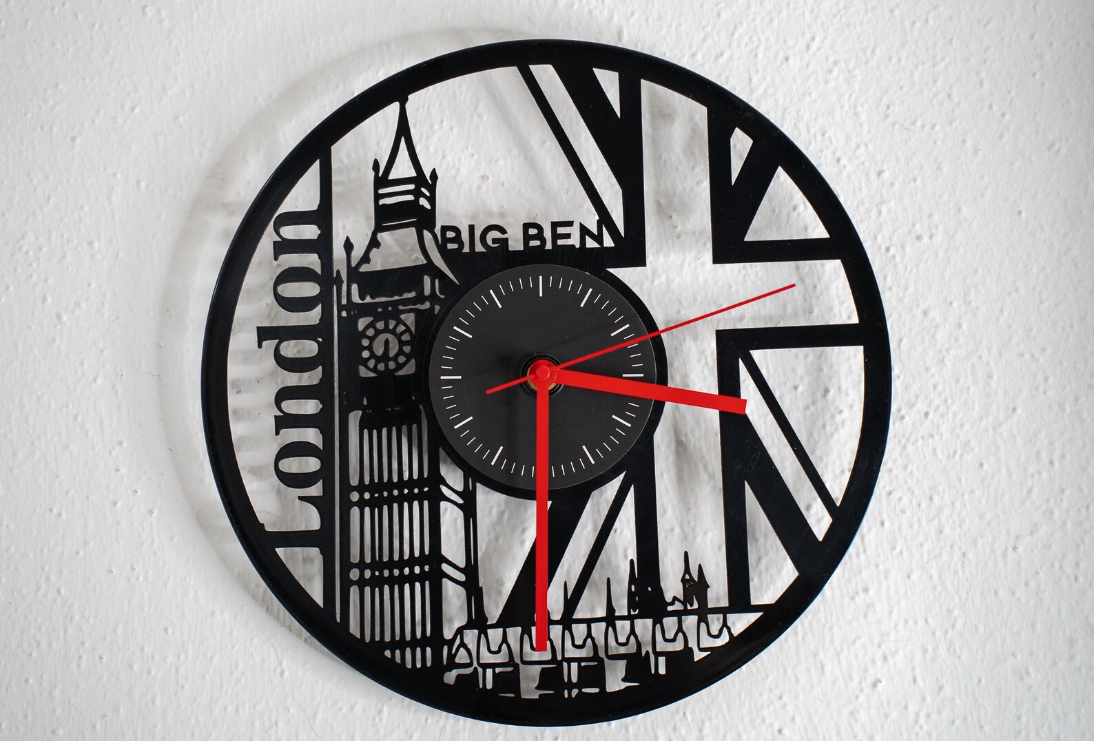 Upcycled Wall Clock Made From Real Vinyl Records – Retro Design ...