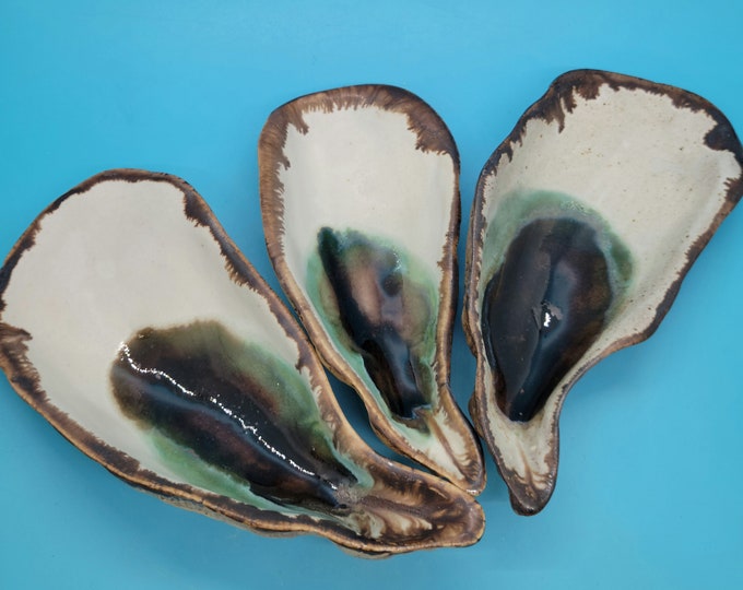 Set of 3 Handbuilt Pottery Oyster Shells, Oyster Shell Serving Dishes ...