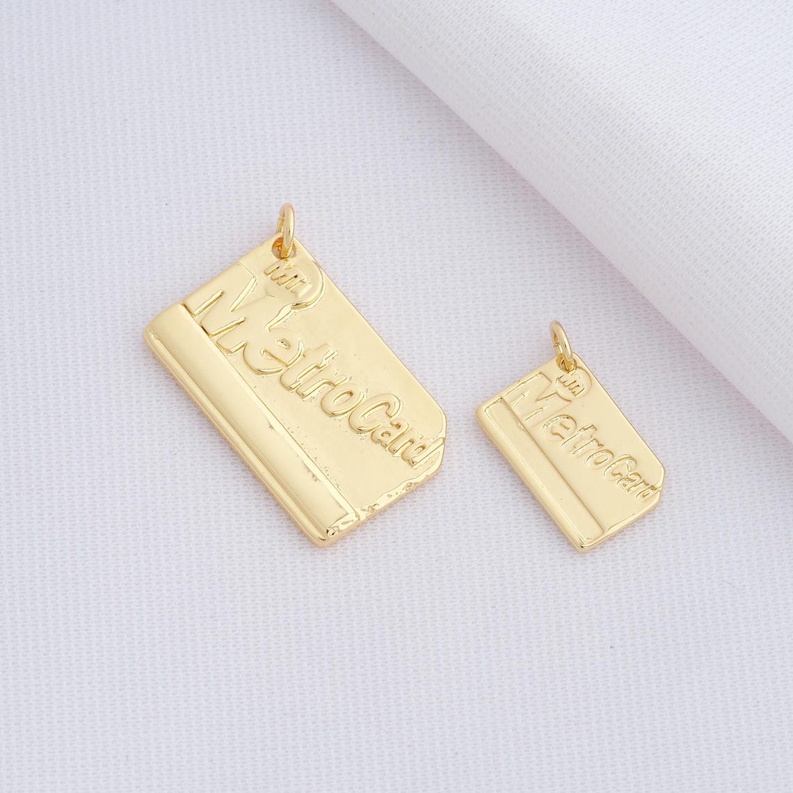 1 Pcs Gold Metrocard Pendant,18k Gold Filled Square Charm,letter Charms ...