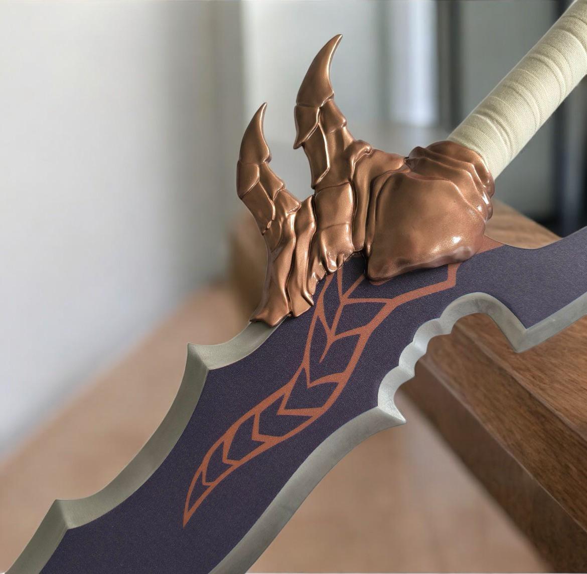 Knight Killer Dagger & Kasaka's Venom Fang Dagger - Full Metal Fantasy ...
