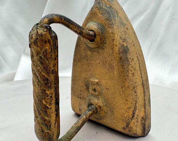 1880s–1910s Cast Iron Sad Iron With Spiral Handle – Antique Farmhouse ...