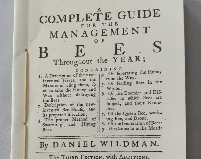A Complete Guide for the Management of Bees Throughout the Year - Etsy