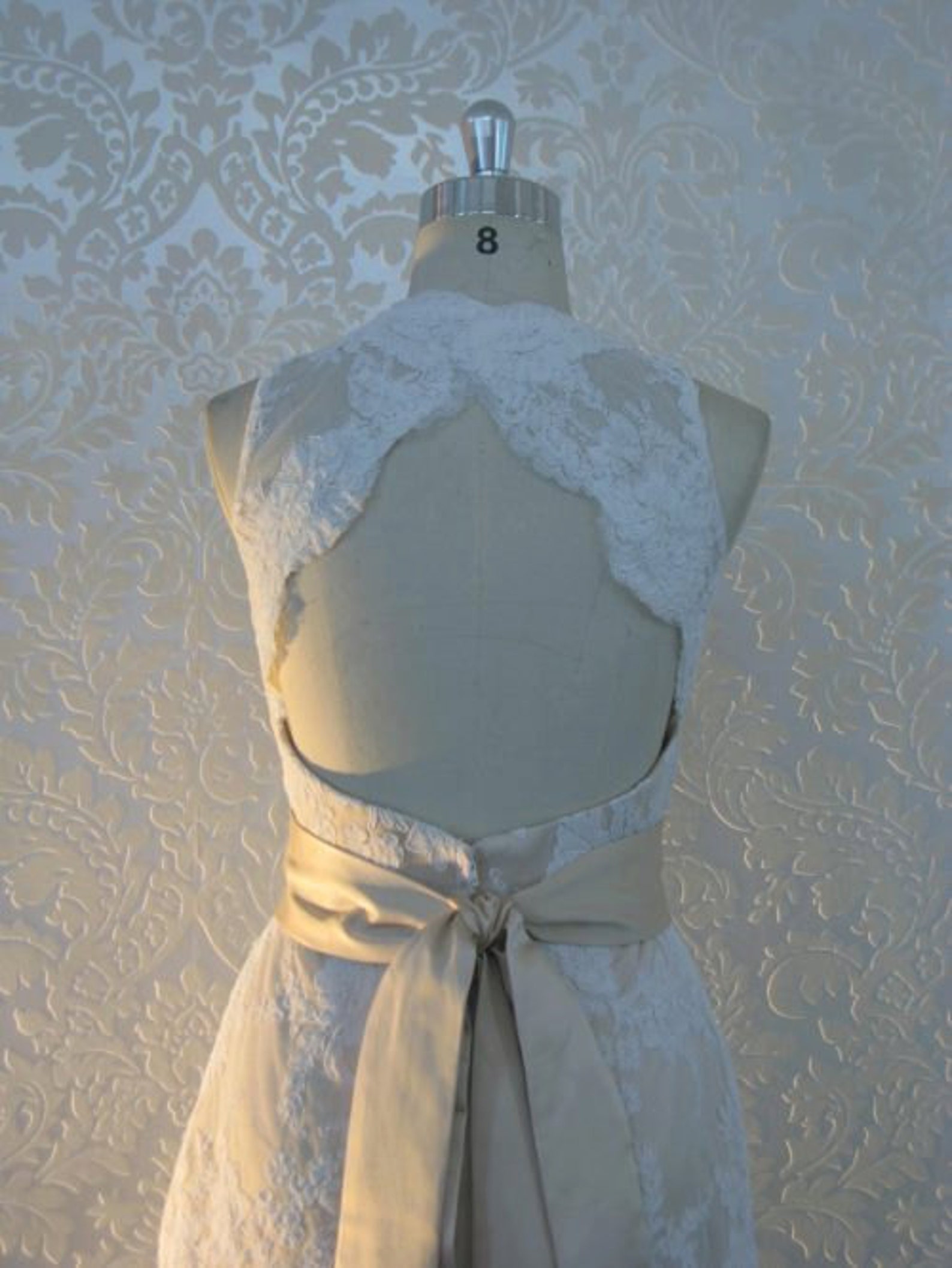 Gorgeous Lace Wedding Dress With Keyhole Back V-neckline and Sash ...