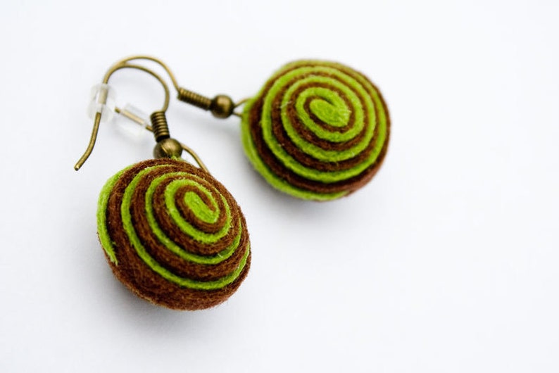 Ring Felt Ring - Etsy