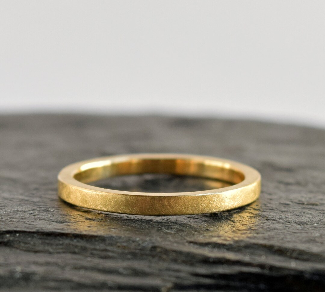 18K Gold Ring 2mm Gold Wedding Band Made to Order 18K - Etsy
