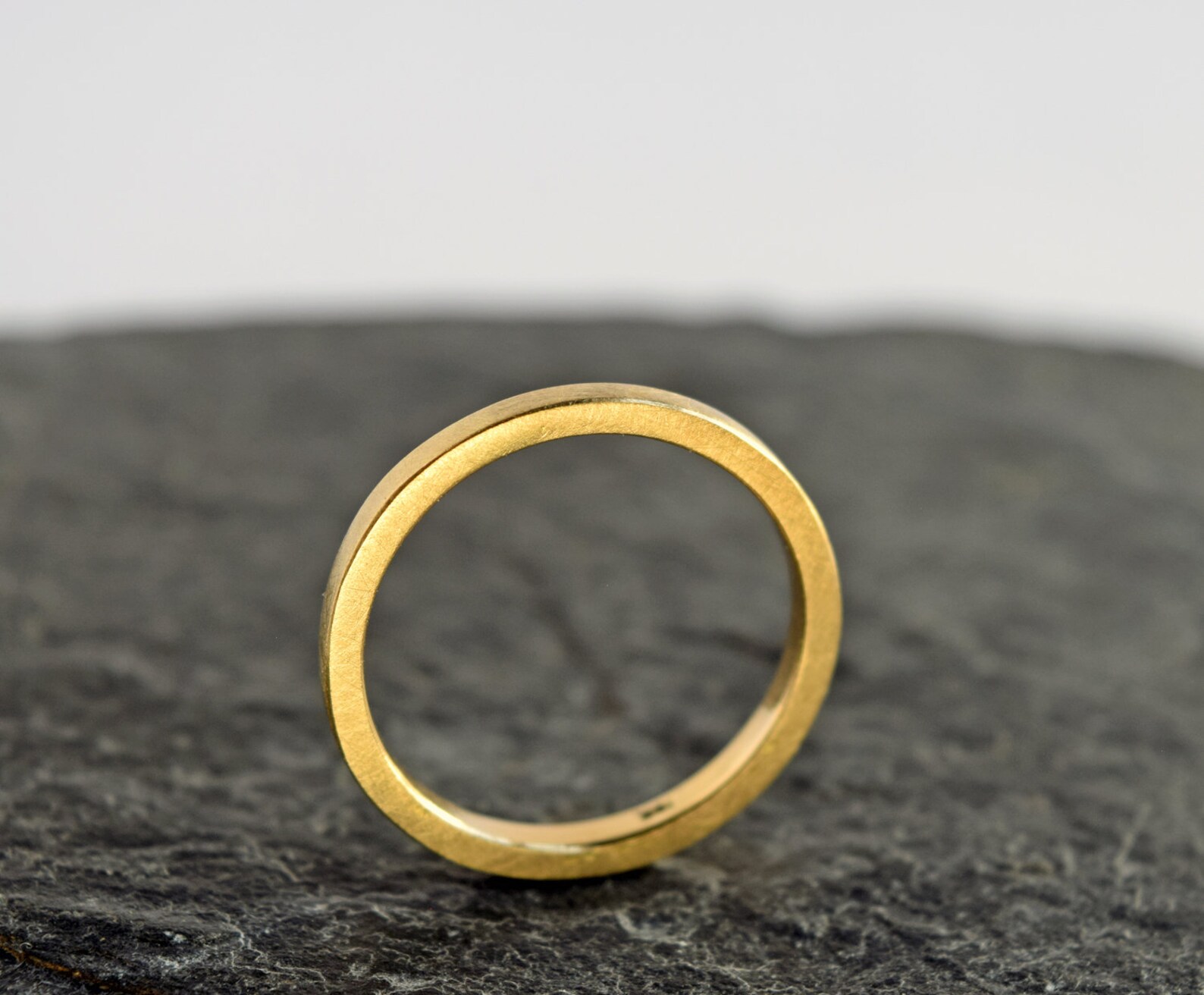 18K Gold Ring 2mm Gold Wedding Band Made to Order 18K - Etsy