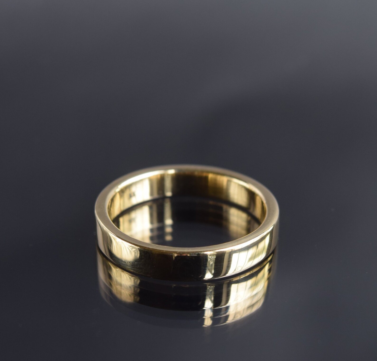 18K Gold Ring 4mm Gold Wedding Band Made to Order in Your - Etsy