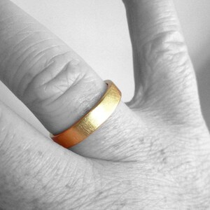 18K Gold Ring - 4mm Gold Wedding Band - Made to Order in Your Size ...
