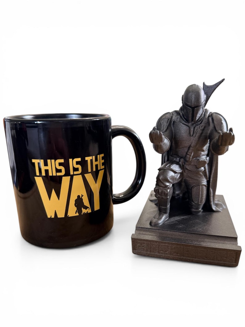 Mandalorian Desktop Pen Holder | Star Wars Office Decor | Sci-fi Desk ...