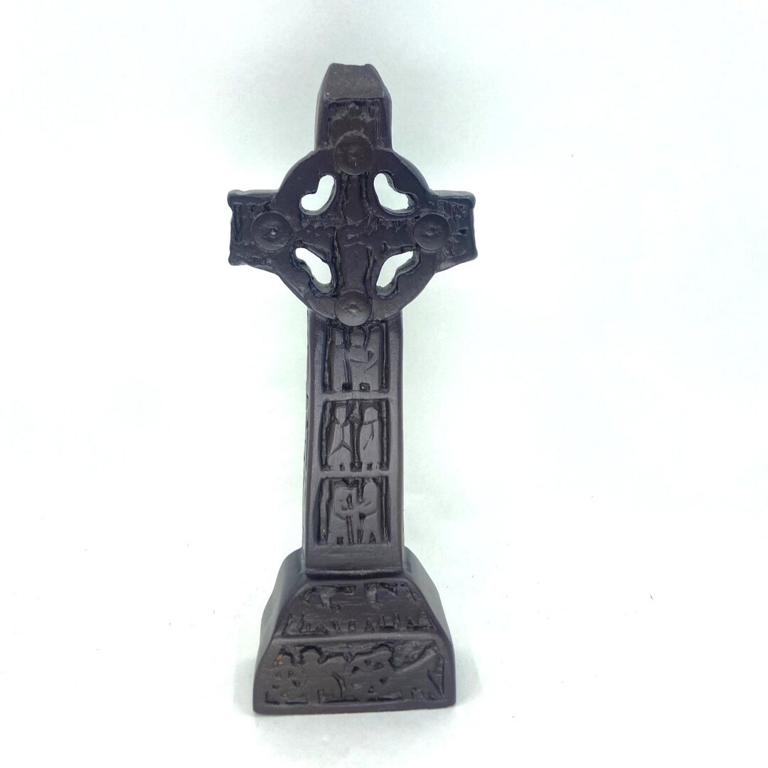 Vintage Island Turf Crafts Hand Carved Wooden Celtic Crucifix ...