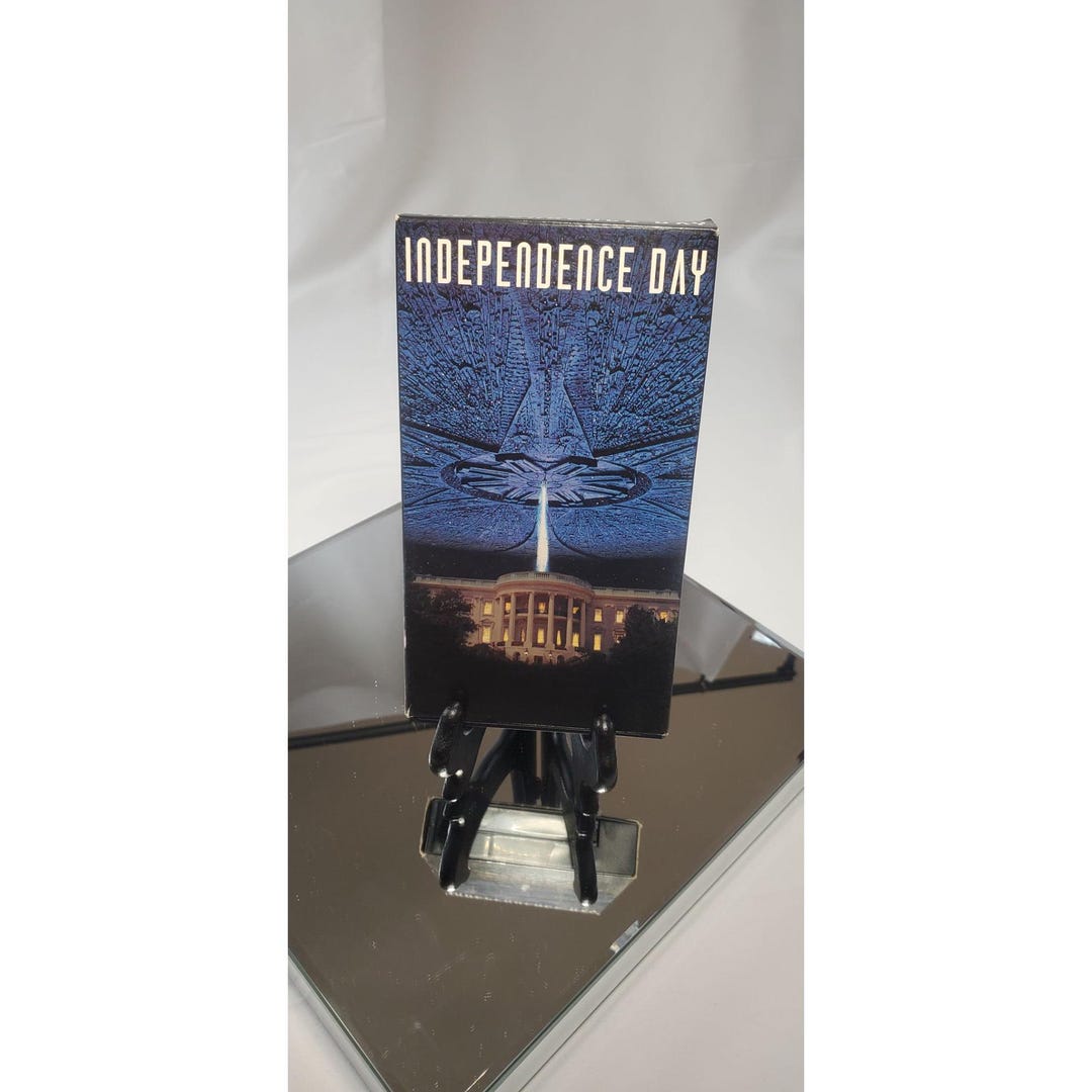 Independence Day VHS Tape Movie 1996 Bill Pullman Jeff Goldblum Will ...